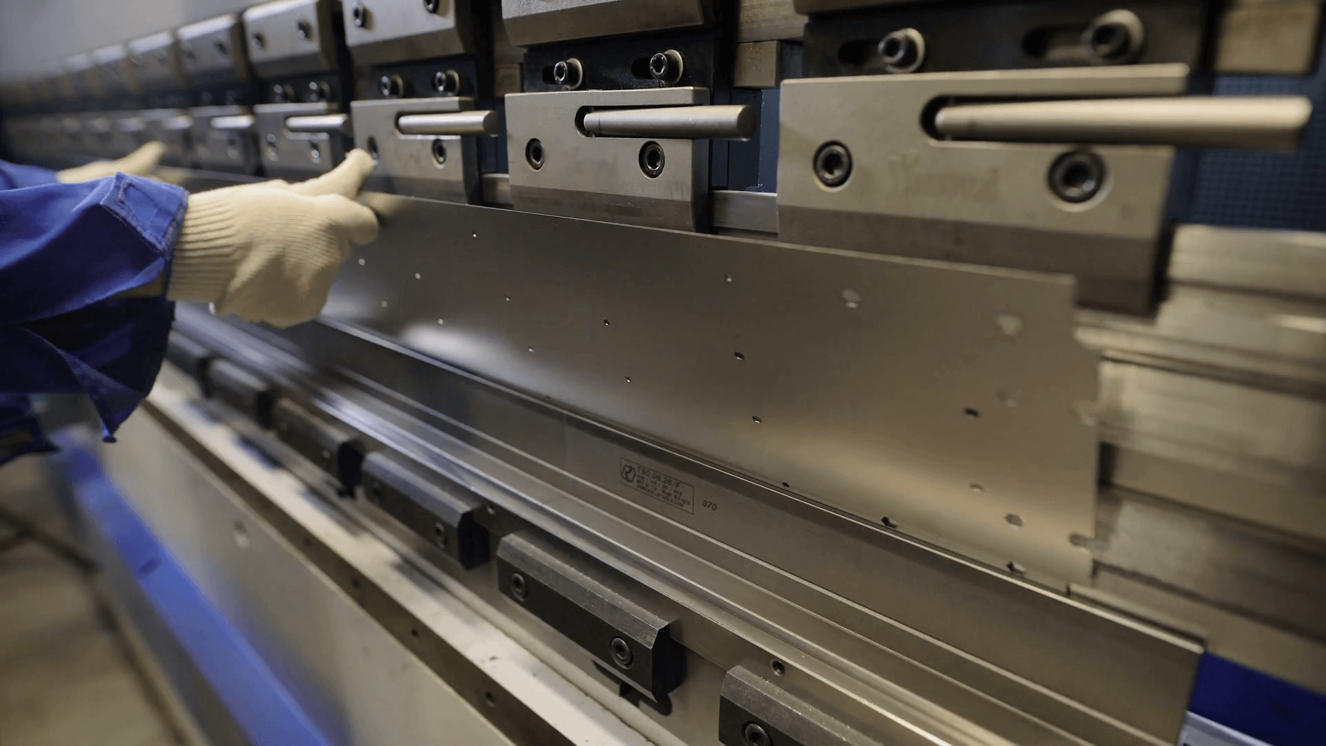 Advantages of Using Sheet Metal in Construction